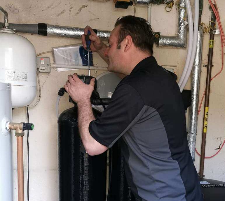 The Benefits Of Buying From Local Businesses - Scott Jenkins Water Softeners in Sussex, Surrey ...